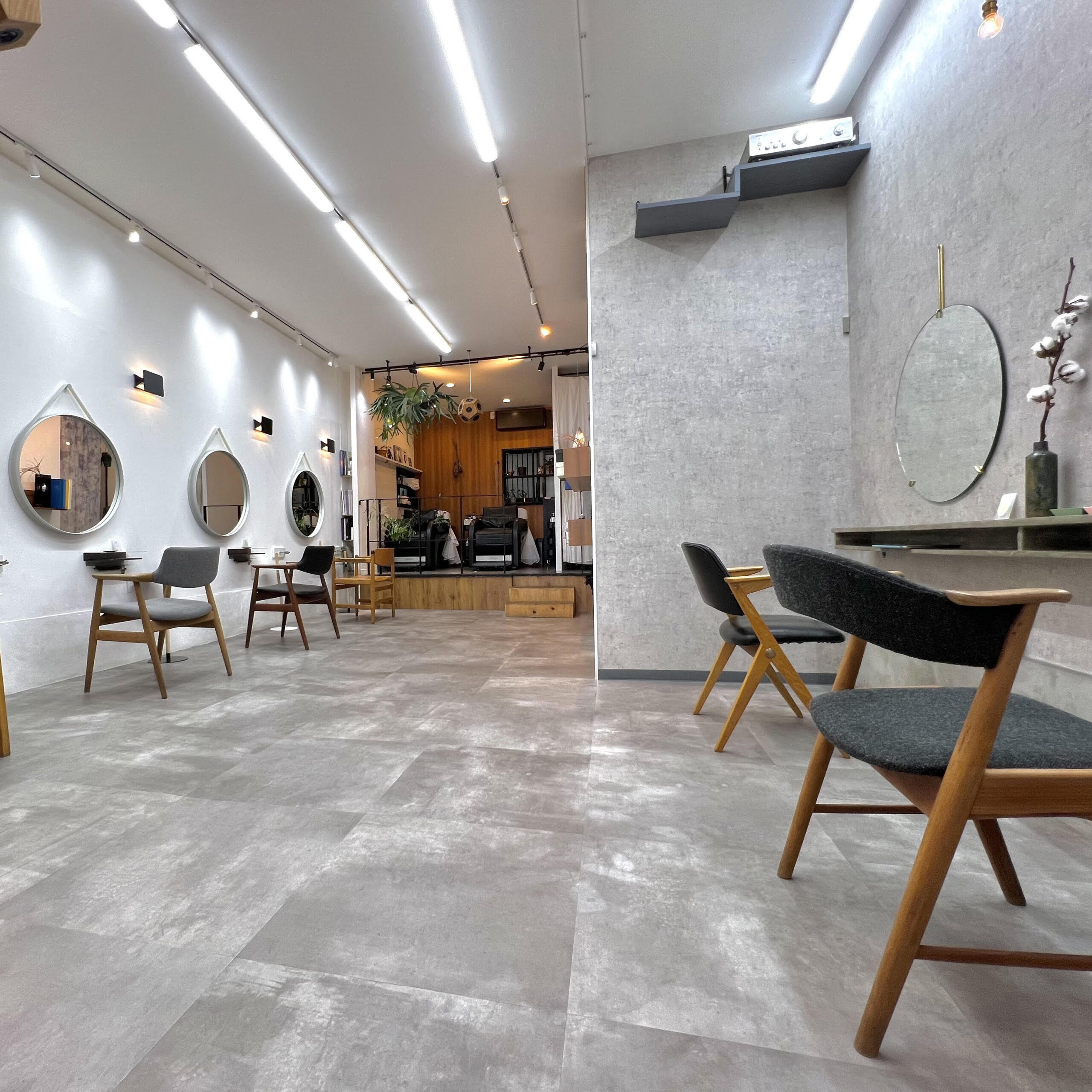 sity. - KAMISMA【カミスマ】