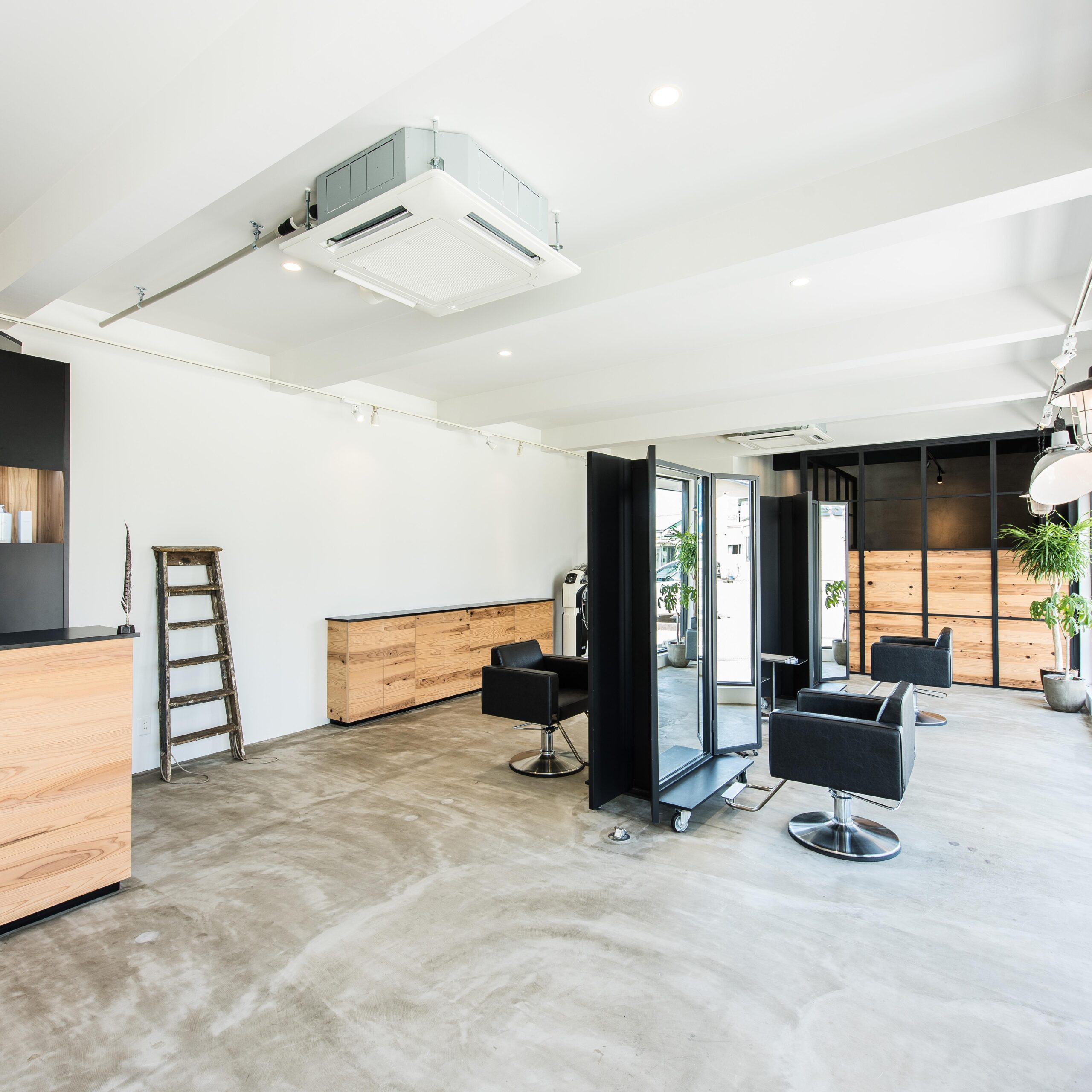 plus HAIR - KAMISMA【カミスマ】